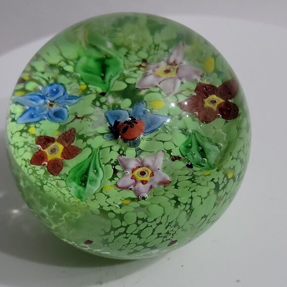 Office | Vintage Ladybug 2 Flowers Glass Paperweight Focus Device Green ...